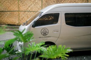 About Us - Isla Amara